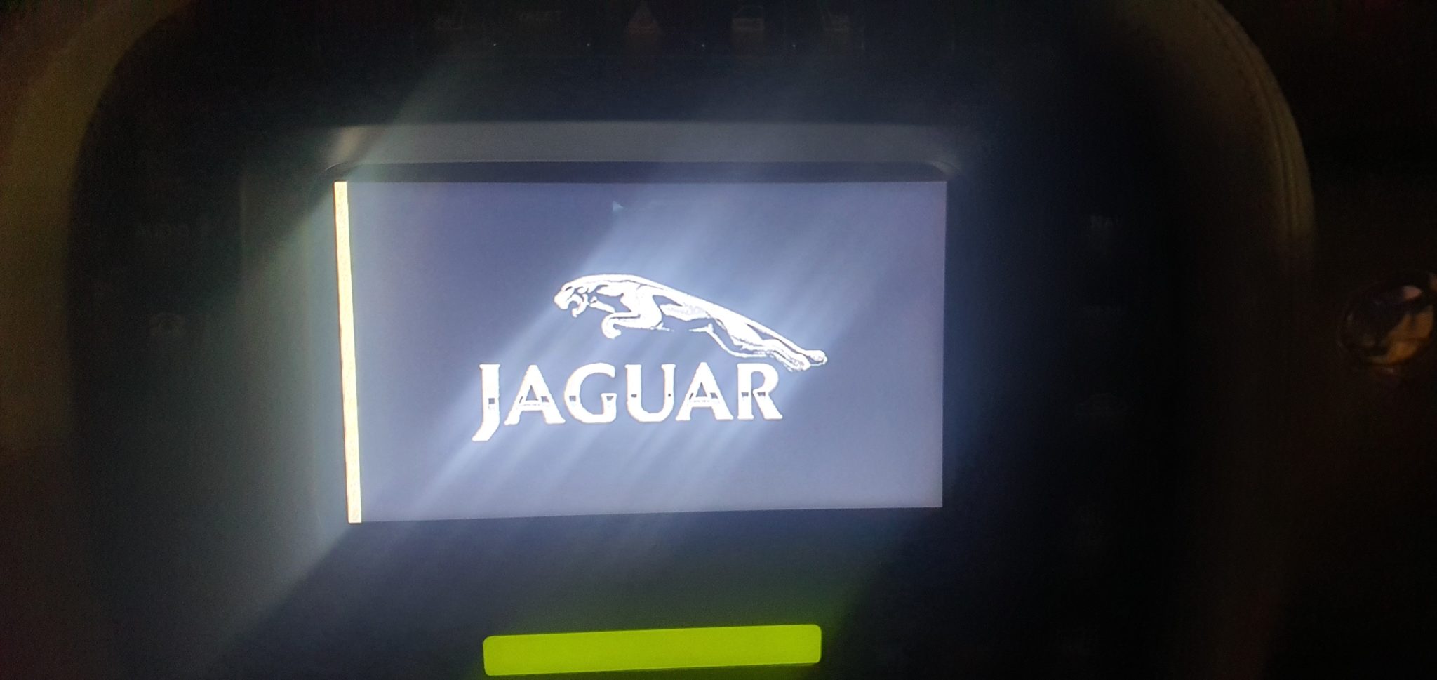 JagDroid – Android upgrade for the Jaguar XJ X350/358, S-Type and X-Type